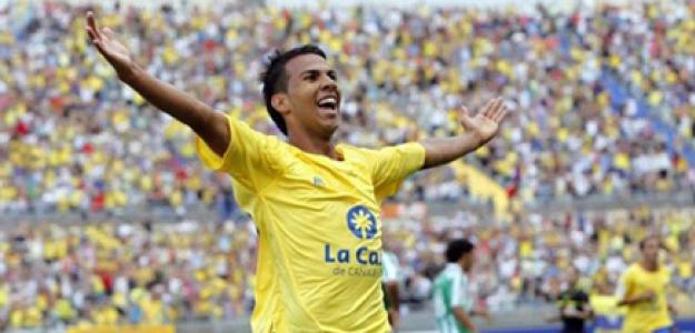 El Valencia CF ha hecho oficial el fichaje de Jonathan Viera | Fichajes.net