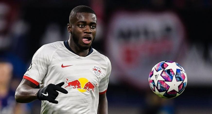 Upamecano, el favorito para la defensa del Barcelona | Fichajes.net
