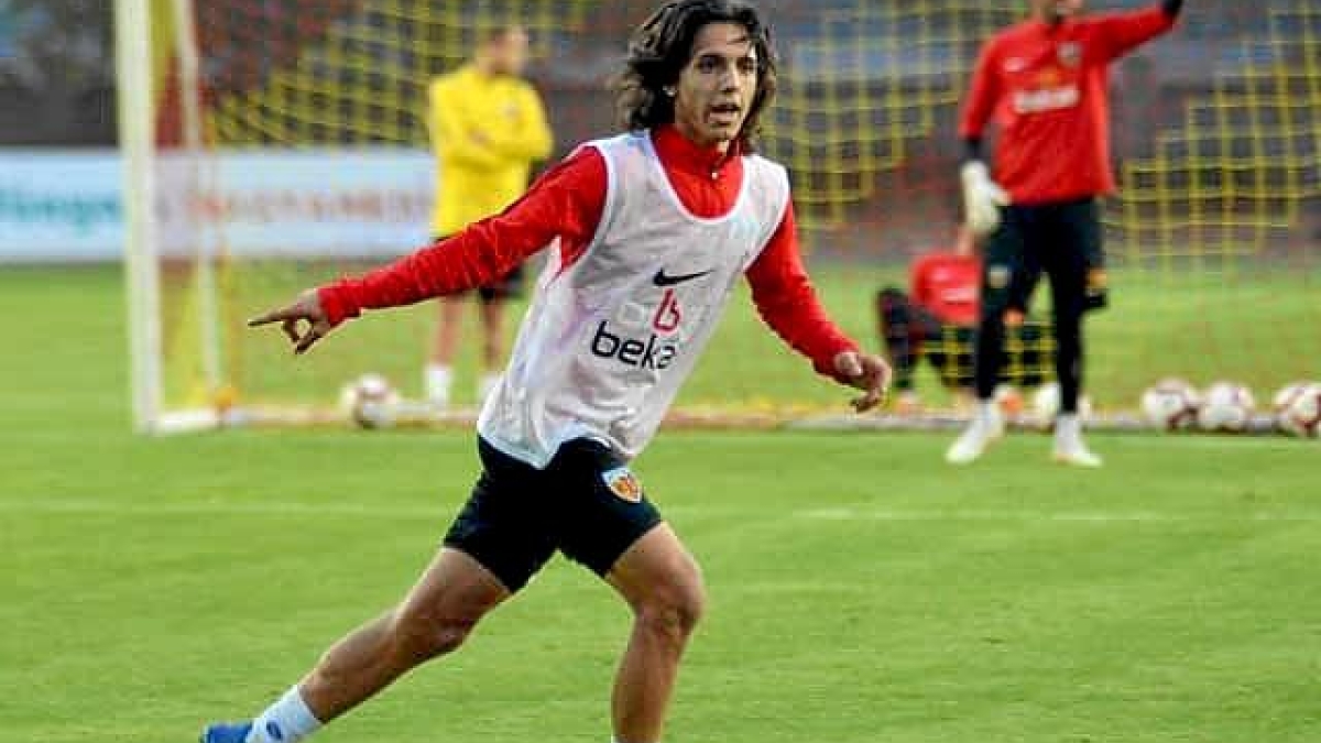 OFICIAL: Emre Demir ficha por el Barcelona