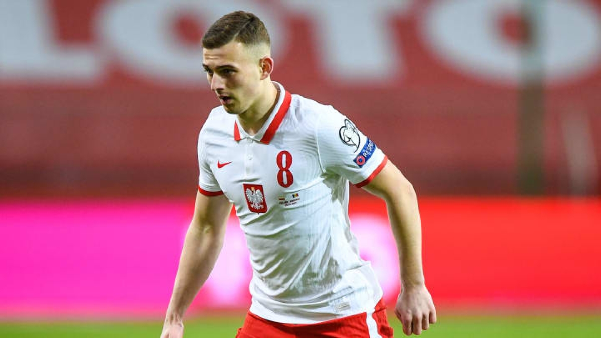 Un inglés ya tiene acuerdo con Kacper Kozlowski, la perla polaca