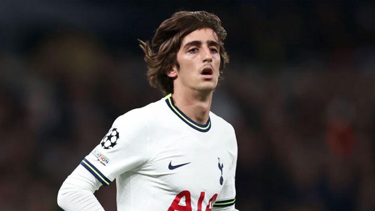 Bryan Gil se aleja de la Liga española