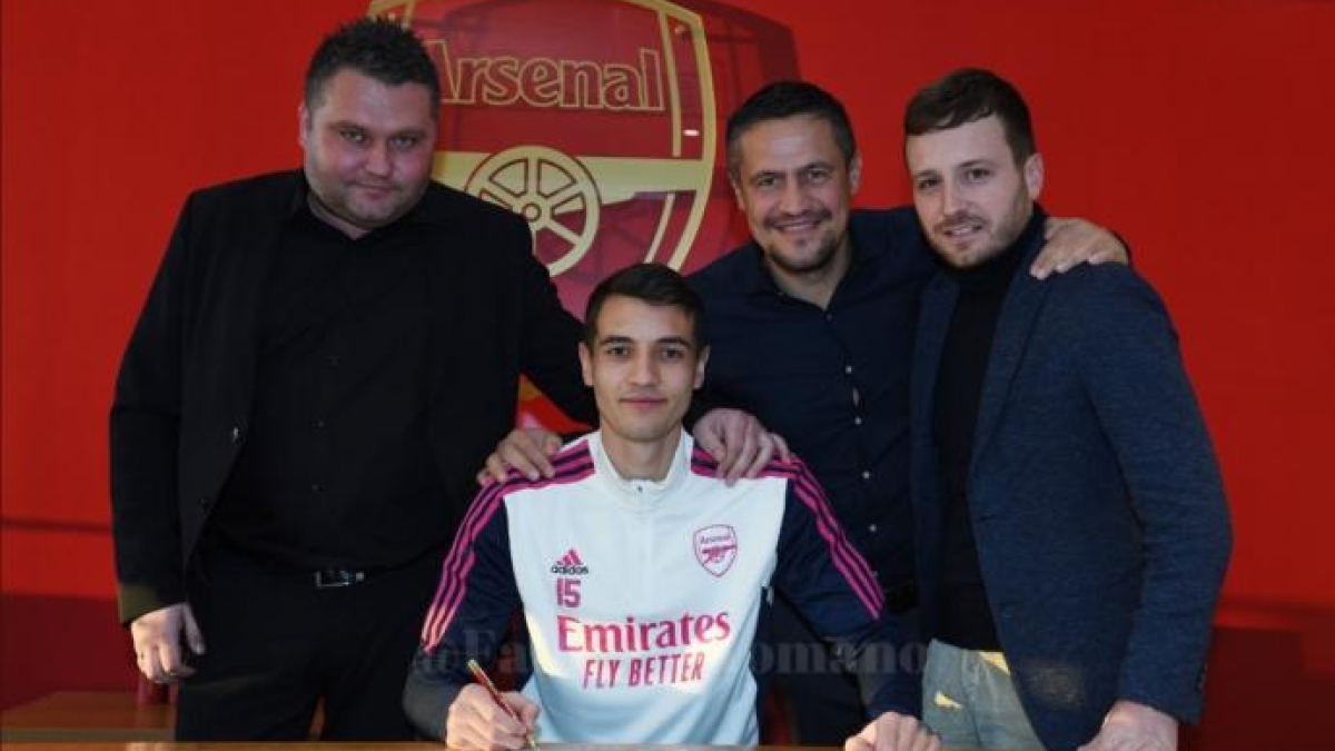 Las 3 razones por las que el Arsenal fichó a Jakub Kiwior