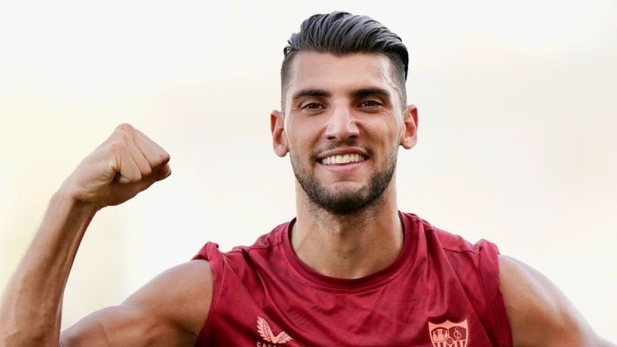 Rafa Mir, prioridad absoluta para el Valencia