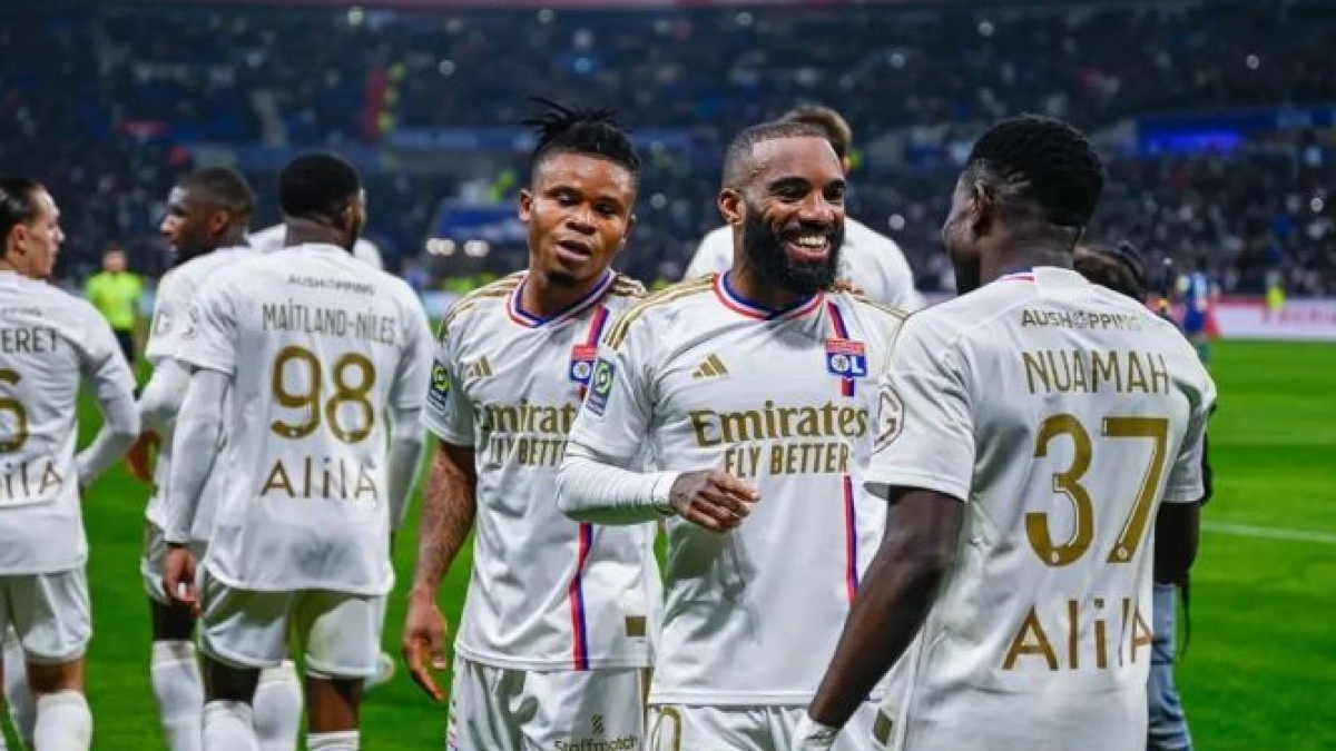 Liverpool continues to insist on a gem from Olympique de Lyon ...