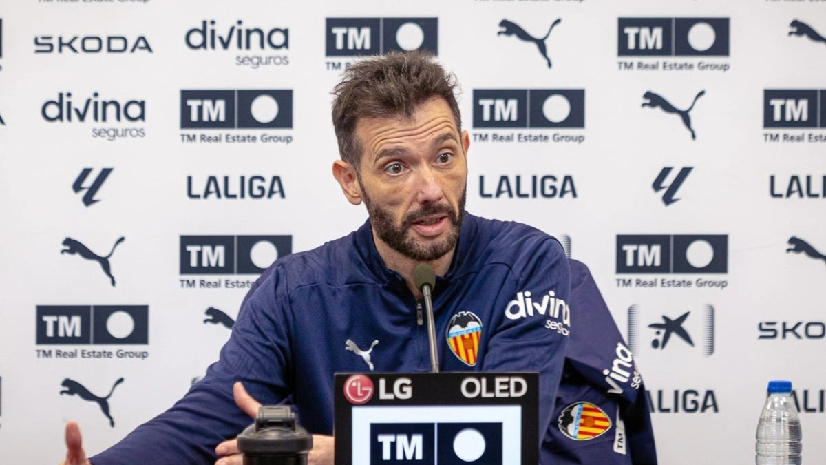 Carlos Corberán has already decided his first departure from Valencia ...