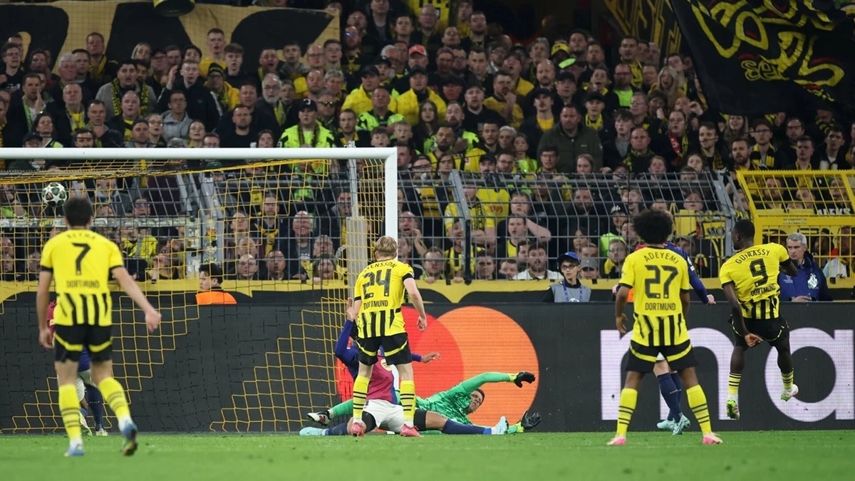 The Borussia Dortmund star that interests Arsenal | Fichajes.net