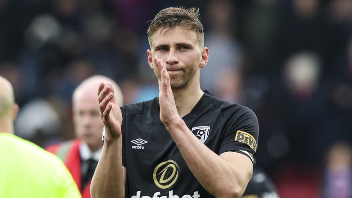 PSG signs Illia Zabarnyi for 63 million plus bonuses | Fichajes.net