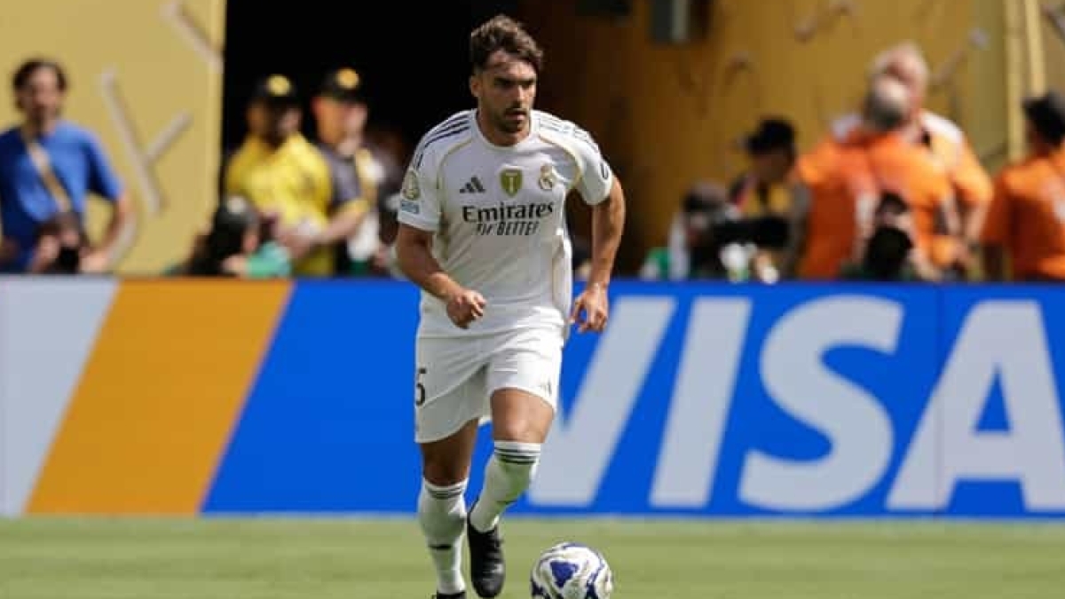 Real Madrid shuts the door on Raúl Asencio's exit | Fichajes.net