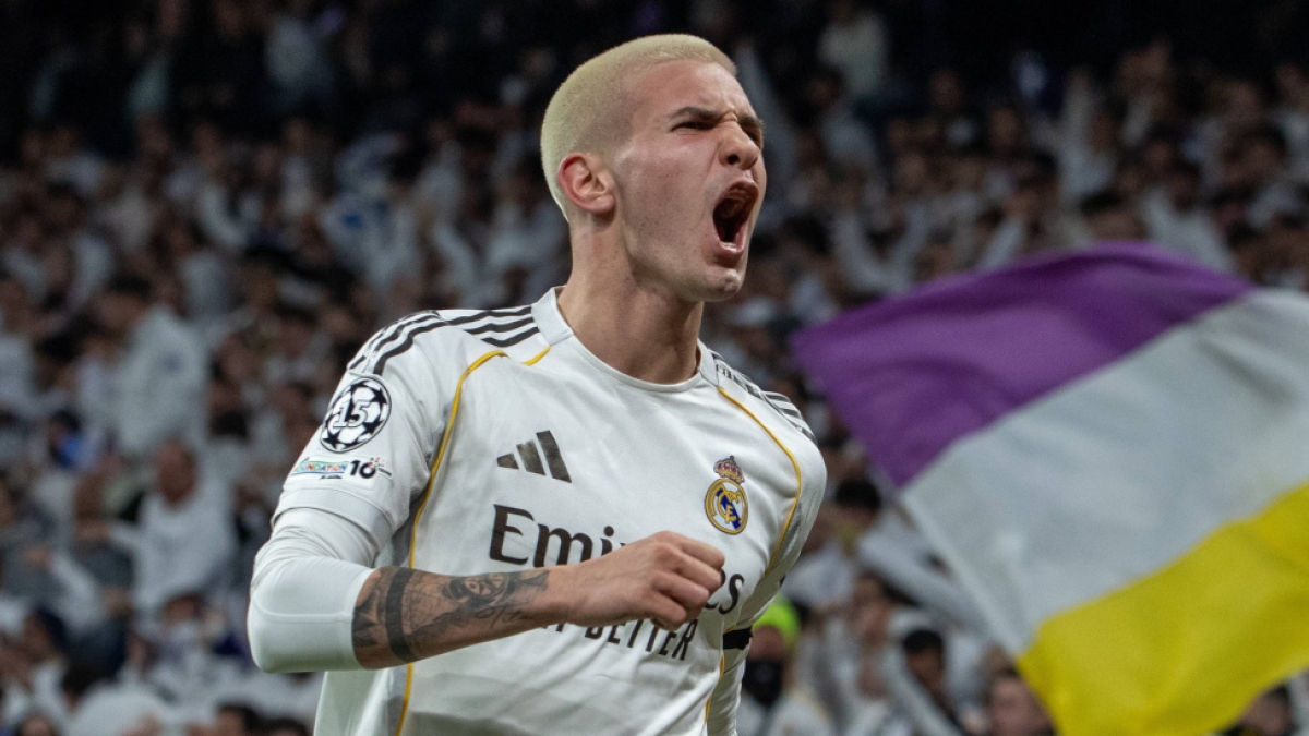 Real Madrid recibe una oferta del Tottenham por Mastantuono